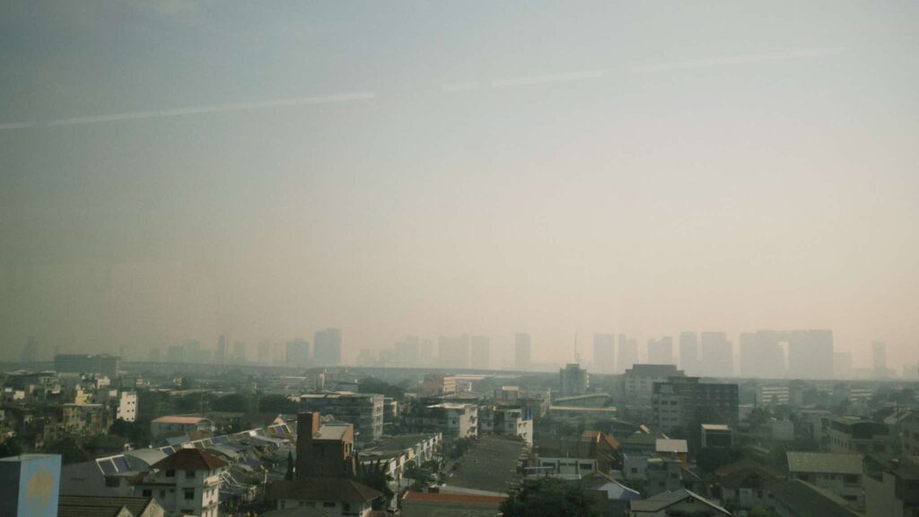 ปี 2024 มีวันอากาศดีเพิ่มขึ้นจากปีก่อน แต่รัฐบาลยังไม่บรรลุเป้าหมายแก้ปัญหาฝุ่น PM2.5 - Rocket ...